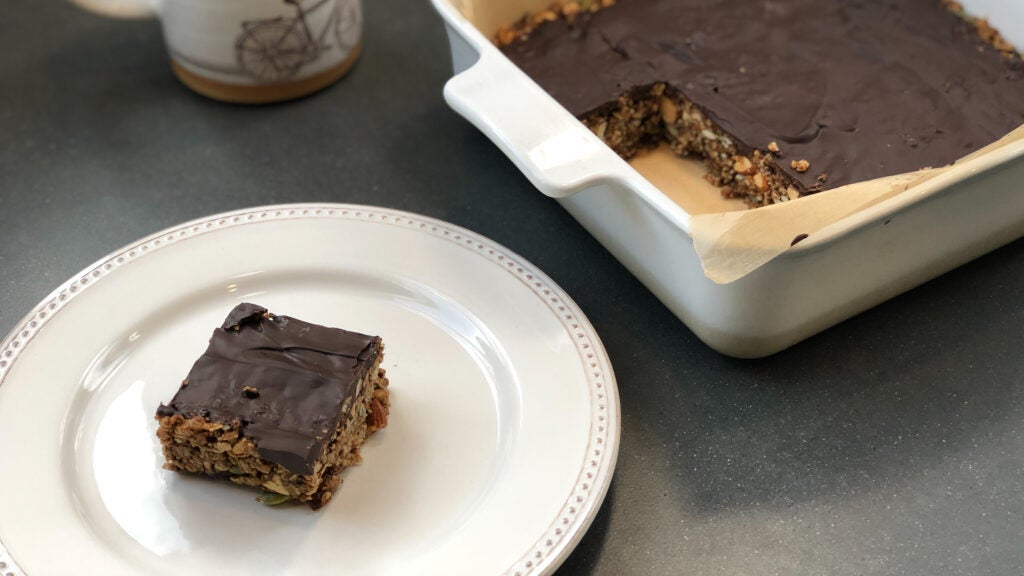 Snack High in Iron (Recipe for Iron-Rich Granola Bars)