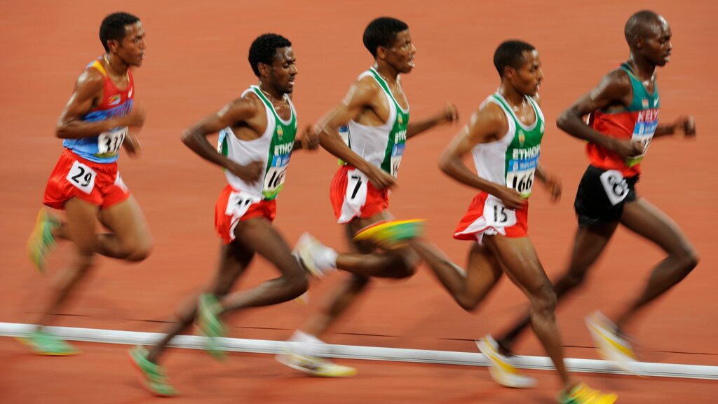 Should You Lean Forward When You Run? - RUN | Powered by Outside