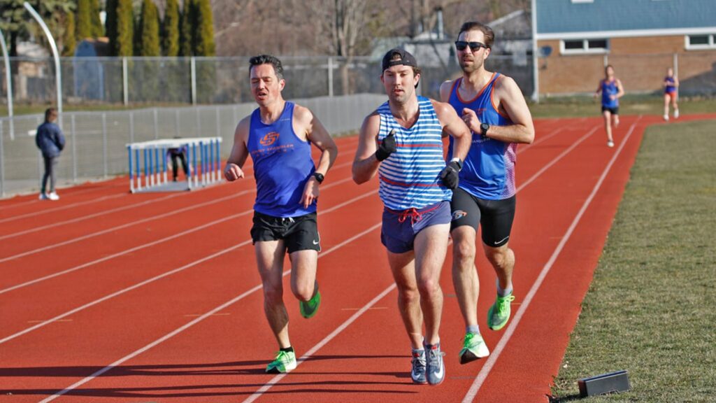 Workout of the Week: 800/400 Pacing Sets - RUN | Powered by Outside