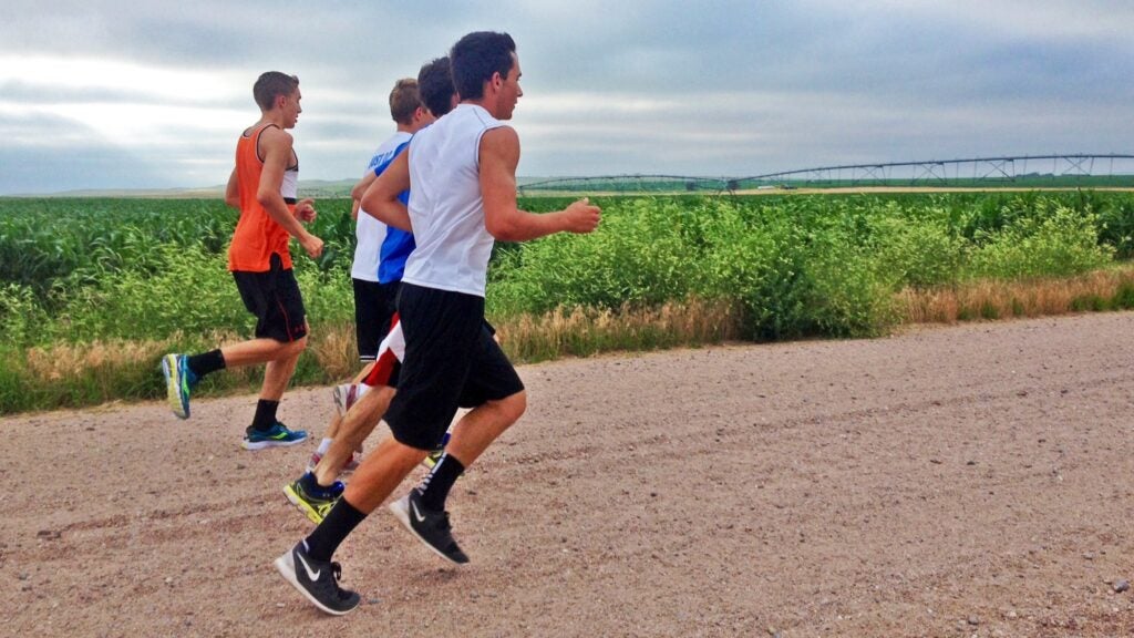 High School Summer Training Plans - RUN | Powered by Outside