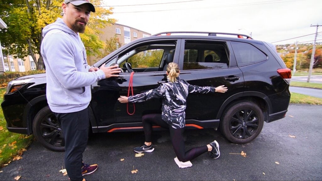 6 Exercises to Improve Your Upper Body Running Posture - RUN | Powered ...