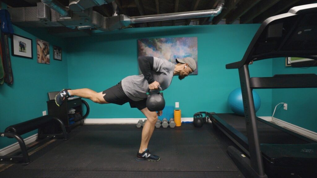 5-Exercise Dynamic Kettlebell Strength Workout for Runners - RUN ...