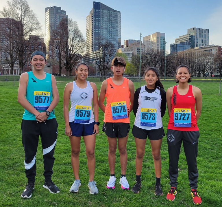 A Unique Program Is Inspiring Native Student Runners to Dream Big - RUN ...