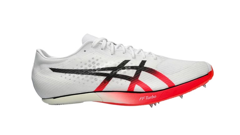 The Best Track Spikes for Distance, Middle-Distance, and Sprints
