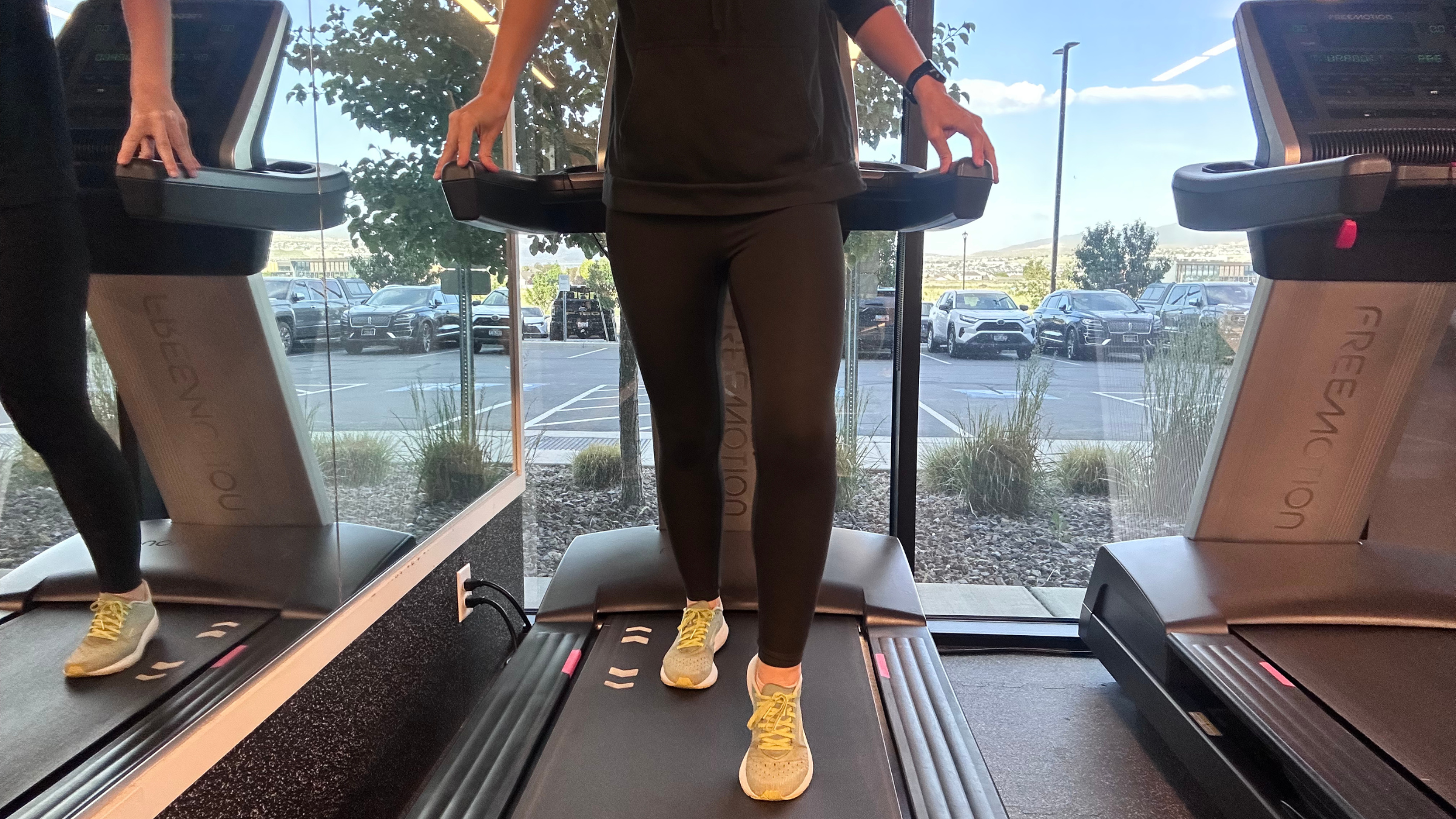 Treadmill Workout to Address Runner’s Knee