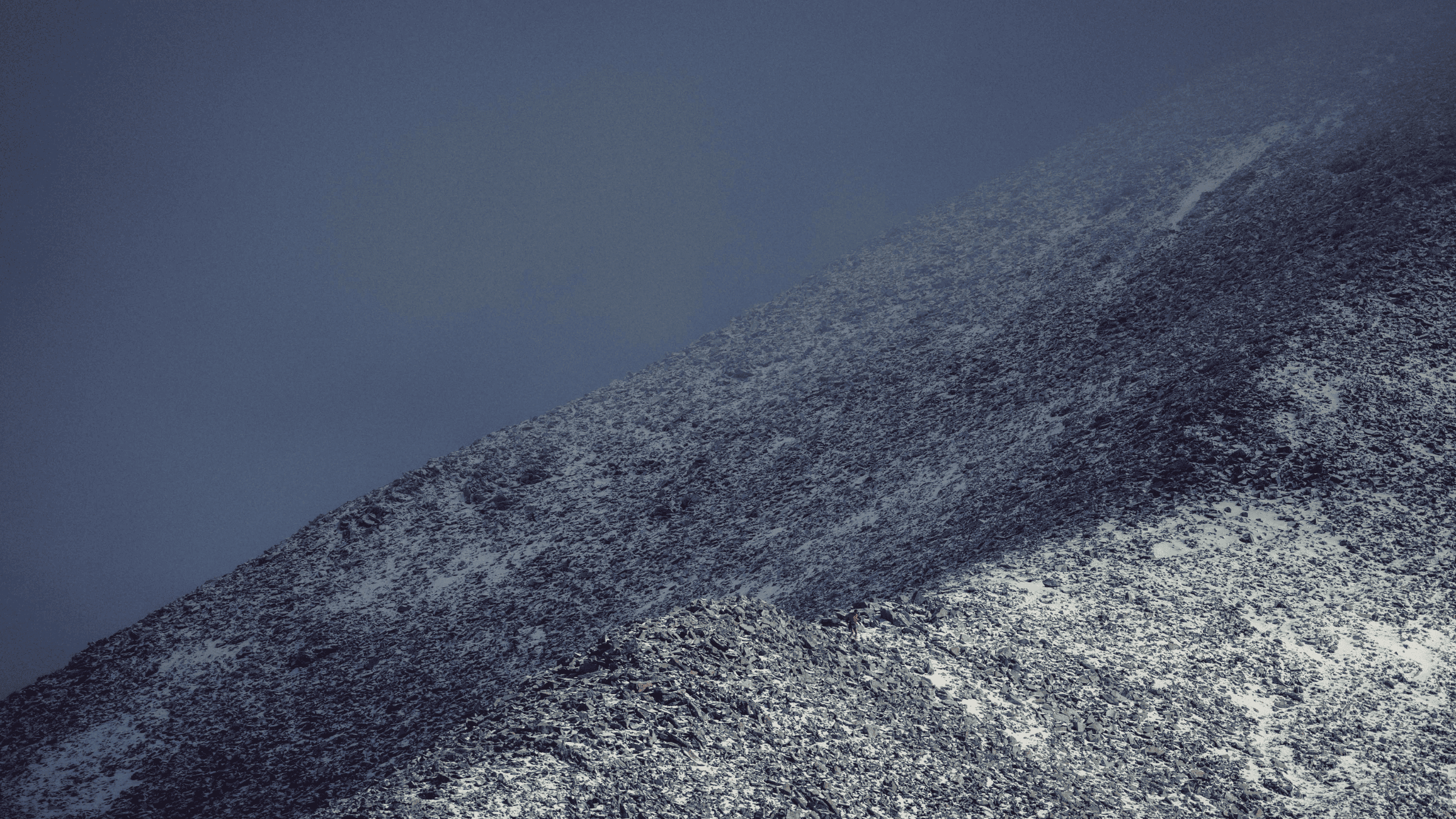 How David Hedges Set the Nolan's 14 FKT in Style